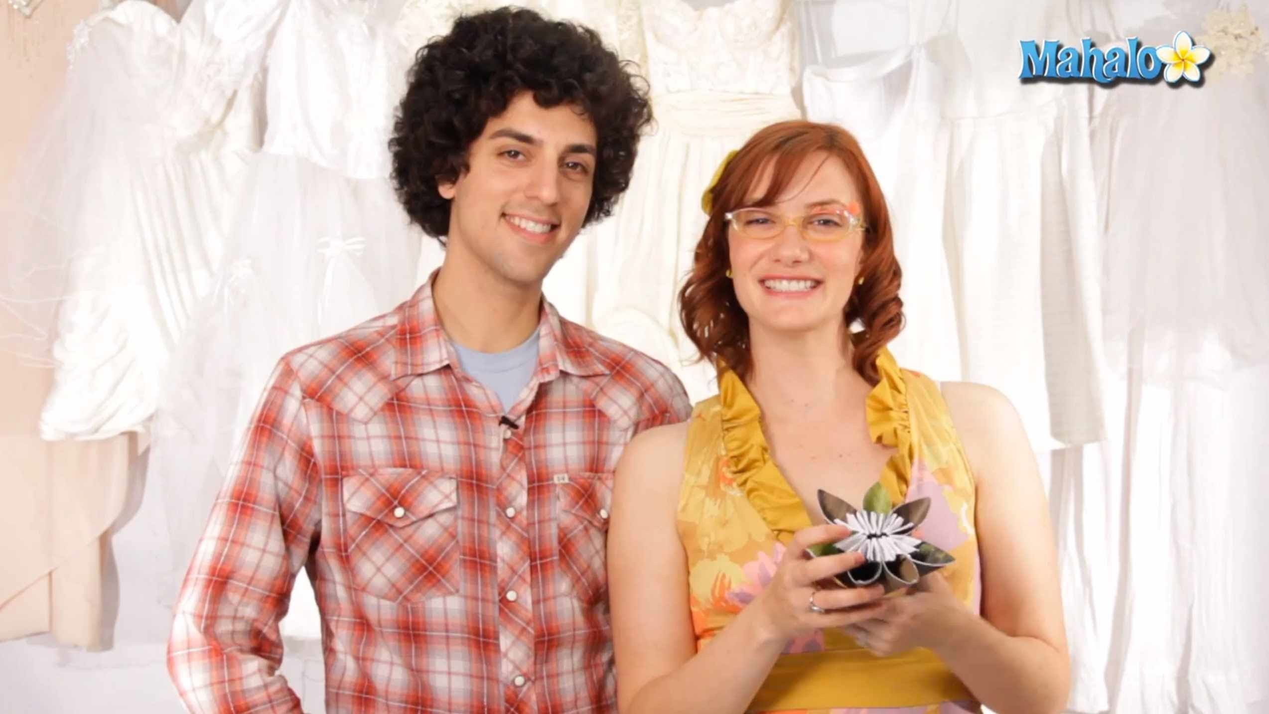 How To Make Origami Flowers For Your Wedding
