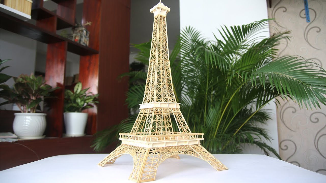 How To Make An Eiffel Tower With Wooden Sticks