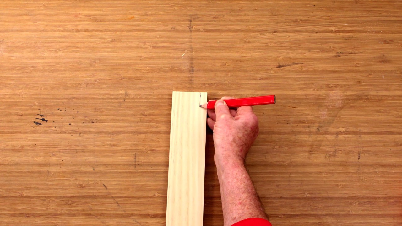 learn-how-to-mark-a-cut-line-without-a-ruler-d-i-y-at-bunnings