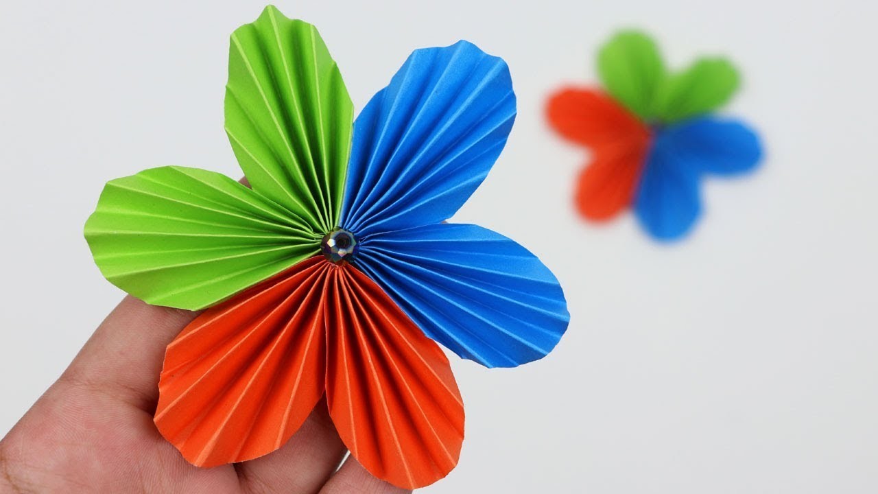 How To Make A Simple Easy Beautiful Flower With Colour Paper Not Origami Easy Paper Flowers DIY